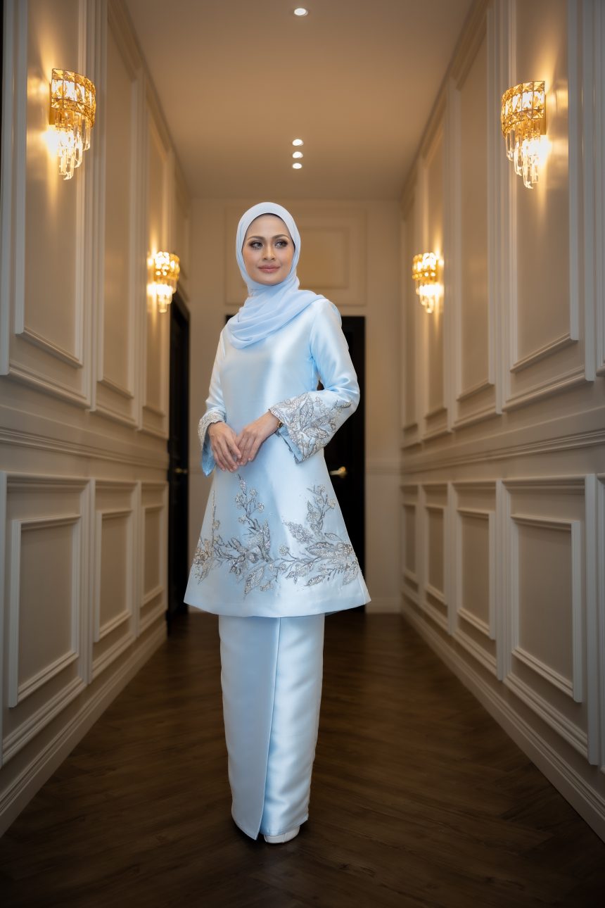 EZUWAN ISMAIL RTW Exclusive – Kurung Pahang – Ezuwan Ismail